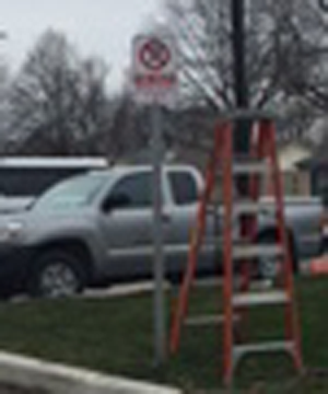 Fire Route Sign Installation – GlobalSigns.ca